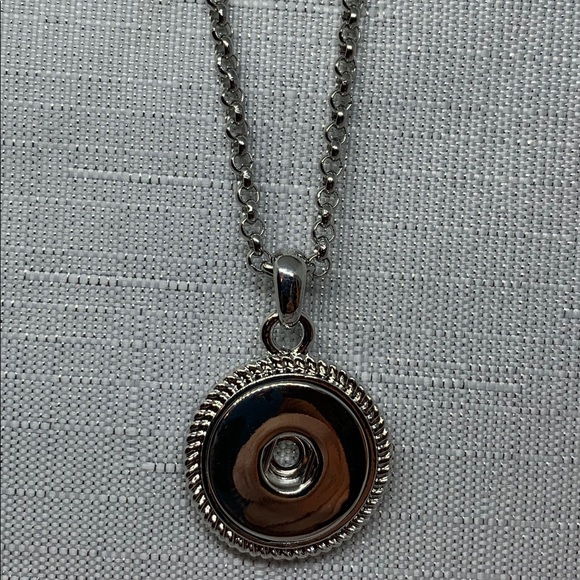 Snap | Jewelry | Circle Snap Button Charm Necklace | Poshmark